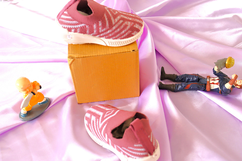 Nino Onion Pink light wight shoes for kids with whistle (chuchu) for K ...